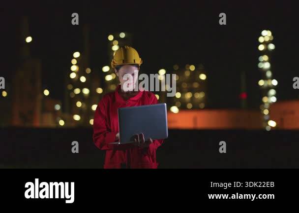 Engineers night shift working oil and gas refinery service, Workers ...