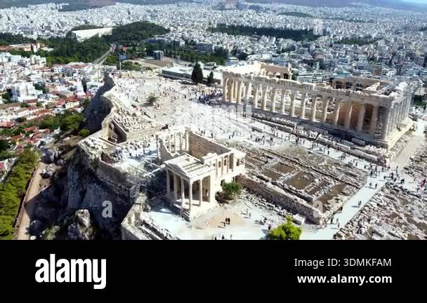 Drone captures breathtaking aerial view of the Acropolis in Athens ...