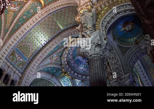 Upward view of ornate basilica ceiling with arches and columns Stock ...