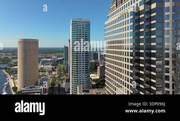 Tampa, Florida. Skyline of financial district with modern skyscrapers ...