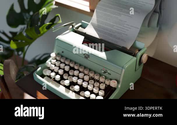 Crazy mecanical typing machine animation Stock Video Footage - Alamy