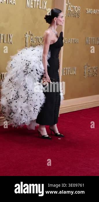 Demi Moore at the 32nd Annual Actor Awards held at Shrine Auditorium ...