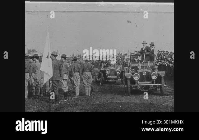 ST LOUIS - 1910 - Colonel Theodore Roosevelt arrives in motorcade at ...