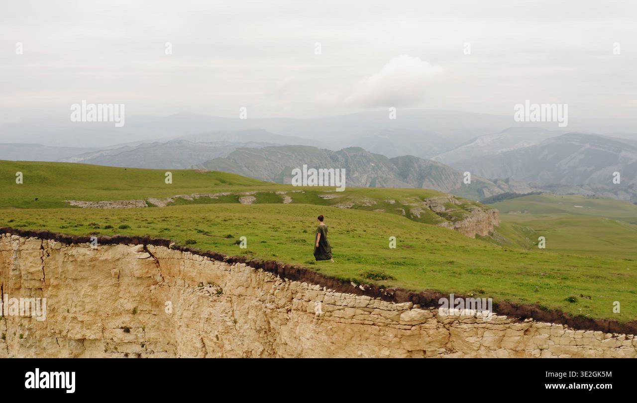 Dog on edge cliff Stock Videos & Footage - HD and 4K Video Clips - Alamy