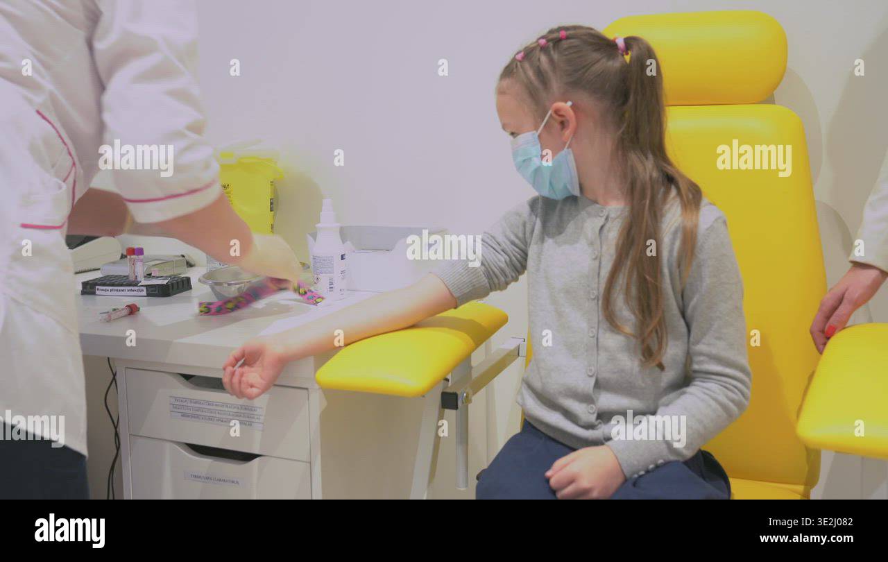 Girl Afraid Before Nurse Do Blood Test Stock Video Footage - Alamy