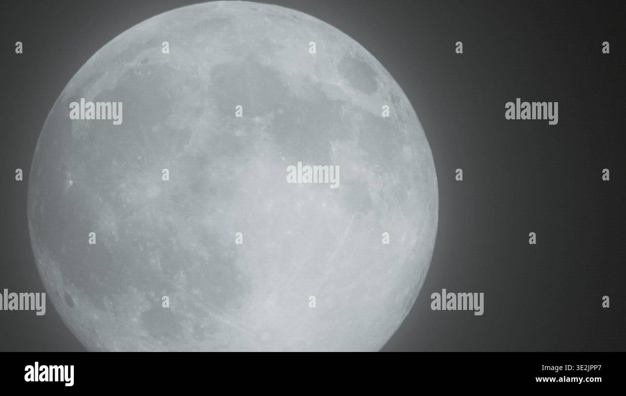 Big Bright Full Moon Zoom Lens Close-up Stock Video Footage - Alamy