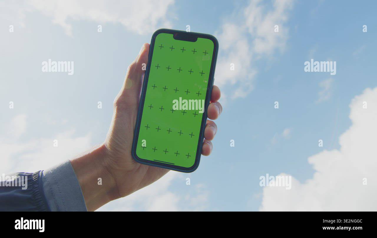 Detail hand using phone green screen Stock Video Footage - Alamy