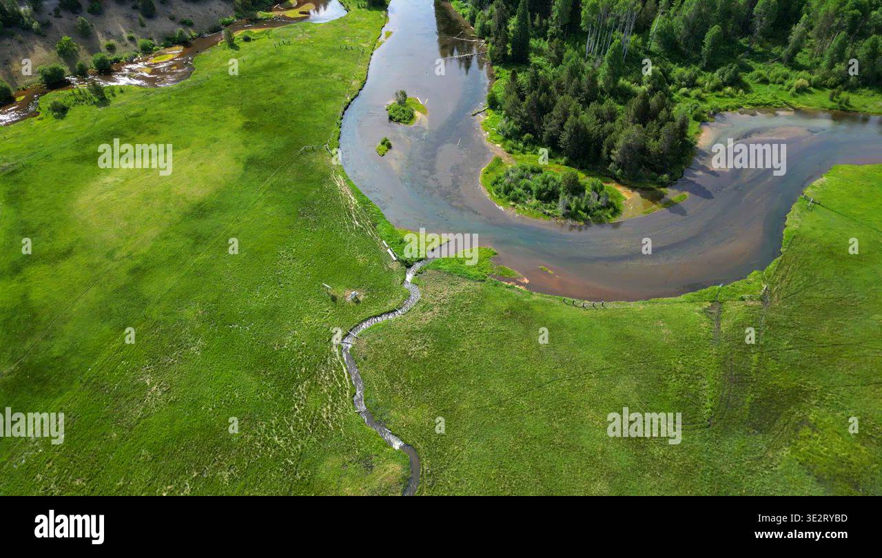 Bright Blue Lake in Oregon Stock Video Footage - Alamy