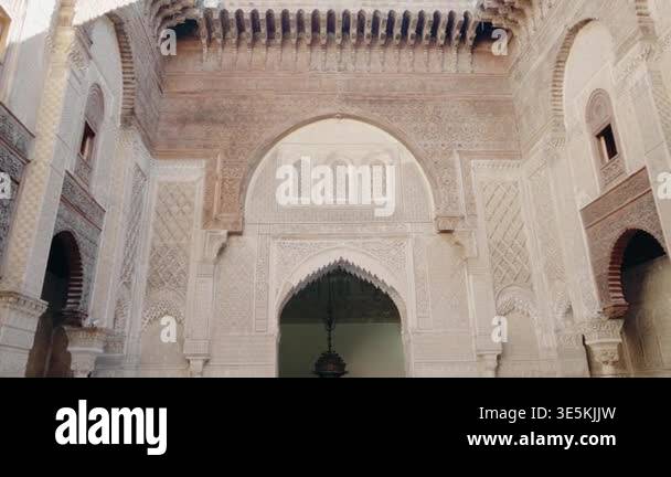 Ornate Moroccan Architecture. Traditional Moroccan courtyard with ...