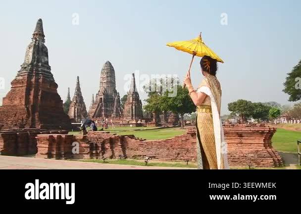 Thailand, Ayutthaya - march 15th, 2023: Woman in traditional Thai dress ...