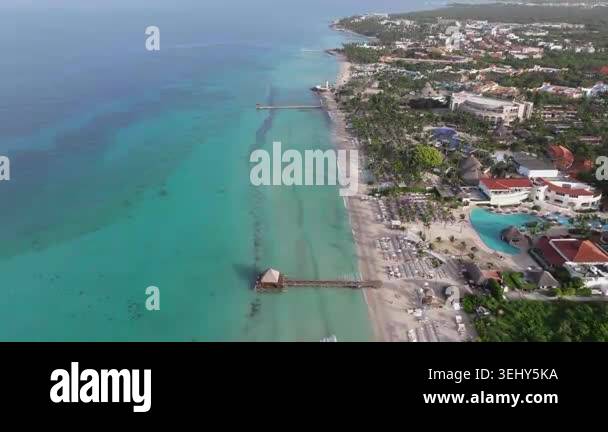 Aerial view of a tropical beach with turquoise water,white sand beach ...