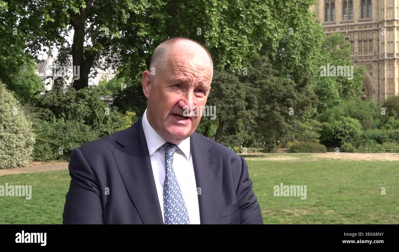 Shadow Cabinet Minister expresses worry about new NHS Modernisation ...