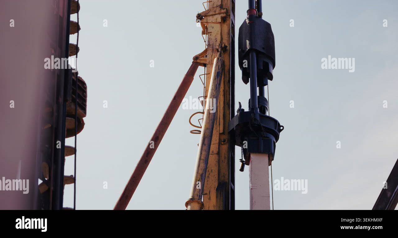 Pile driver hammering concrete pile Stock Video Footage - Alamy