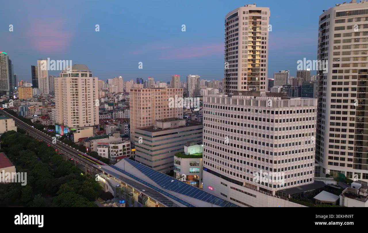 Metro Corridor Across City Blocks Stock Video Footage - Alamy