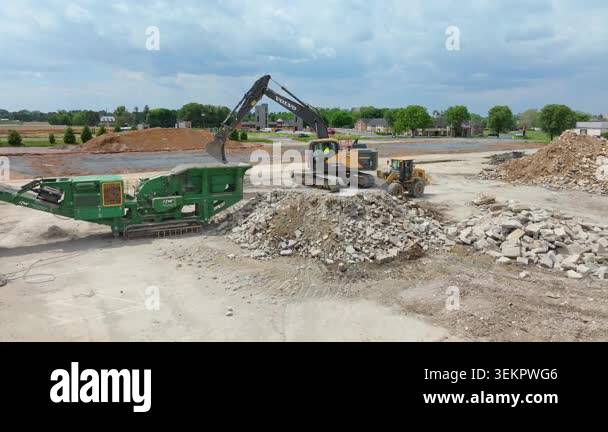 East Lampeter, Pennsylvania, May 8, 2026 - A large excavator works on a ...