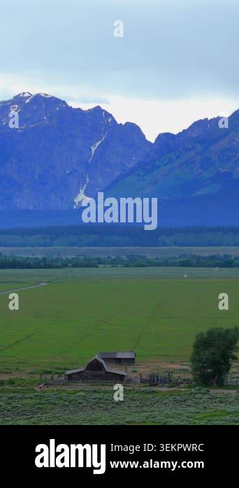 Vertical Screen: Grand Teton National Park in Montana USA features ...