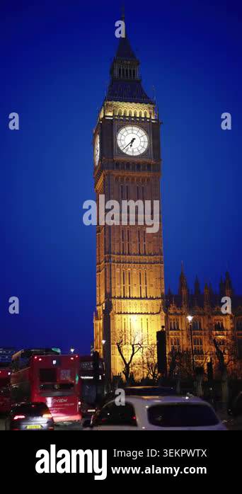 London, UK - APRIL 29, 2025. Vertical Screen: London love couple ...