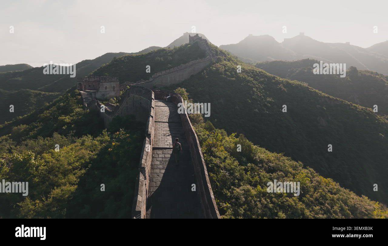 Aerial perspective of explorer and Great Wall Stock Video Footage - Alamy