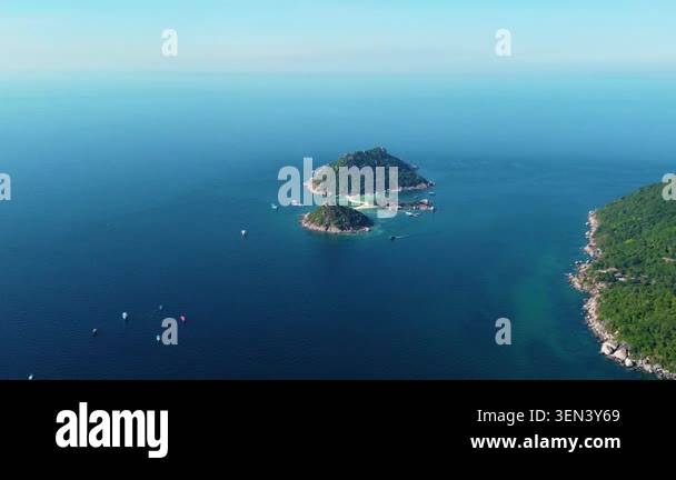 Amazing aerial view of nang yuan island, a tropical paradise near koh ...