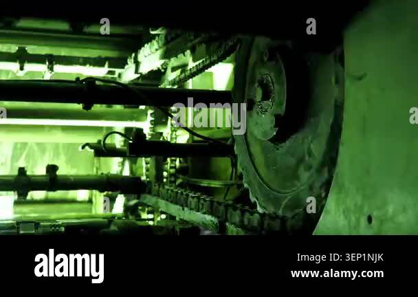 High-speed offset printing machine roller processing paper sheets ...