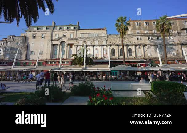 2025.09.12. - Split, Croatia: Tourists and locals enjoying the Riva ...