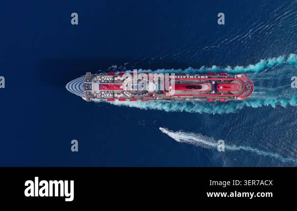 Aerial top view of cruise summer vacation. Cruise ship tour and travel ...