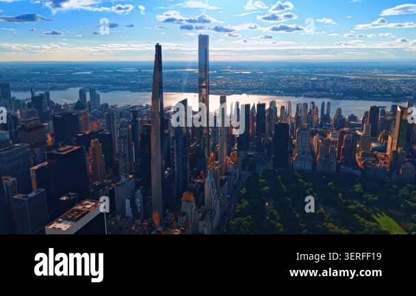 Spectacular aerial panorama of Midtown Manhattan at golden hour ...