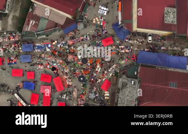 Hmong Market in Meo Vac, Dong Van District, Ha Giang Province, Vietnam ...