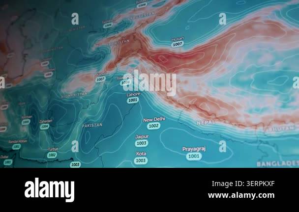 Weather Asia Pressure lines Cyclone Wind Visualization temperature ...