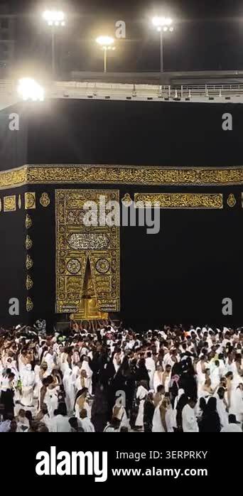 Muslims revolve around the Kaaba, Pilgrims circumambulate and pray the ...
