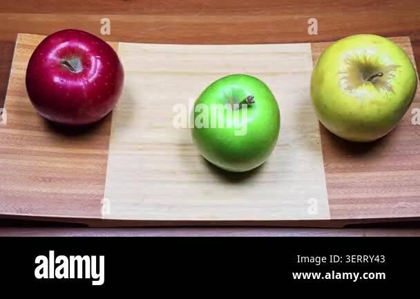 Fruit Organic Apples Sliced Stop Motion Stock Video Footage - Alamy