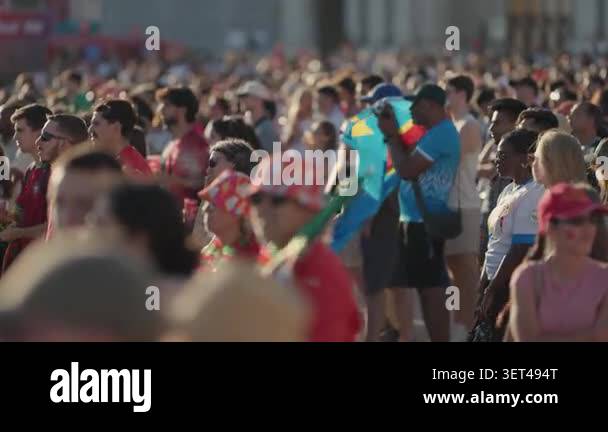 17 june 2026, lisbon, Portugal -Large crowd of enthusiastic football ...