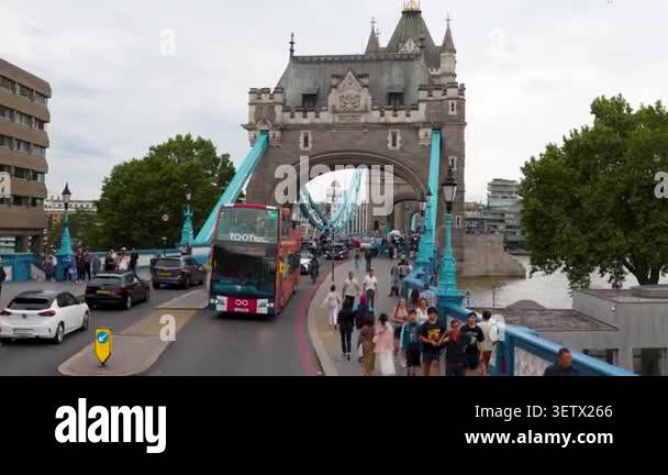 Tower Bridge Roadway With Bus And Pedestrian Traffic. High quality 4k ...