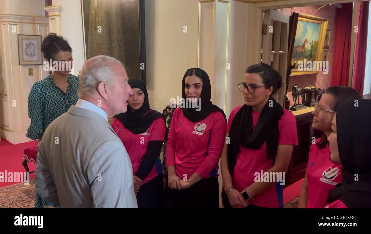 King Charles meets members of the Afghan Refugee Women's Cricket Team ...