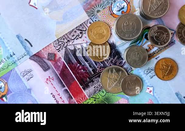 Kuwait paper money, dinar banknotes as currency for exchange or travel ...