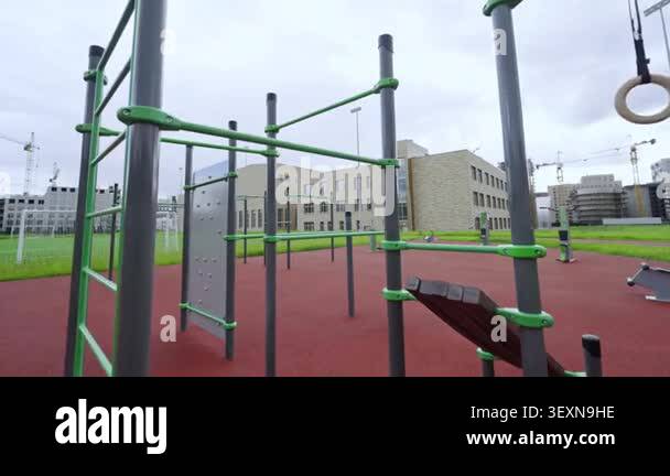 Professional calisthenics station offers equipment for bodyweight ...