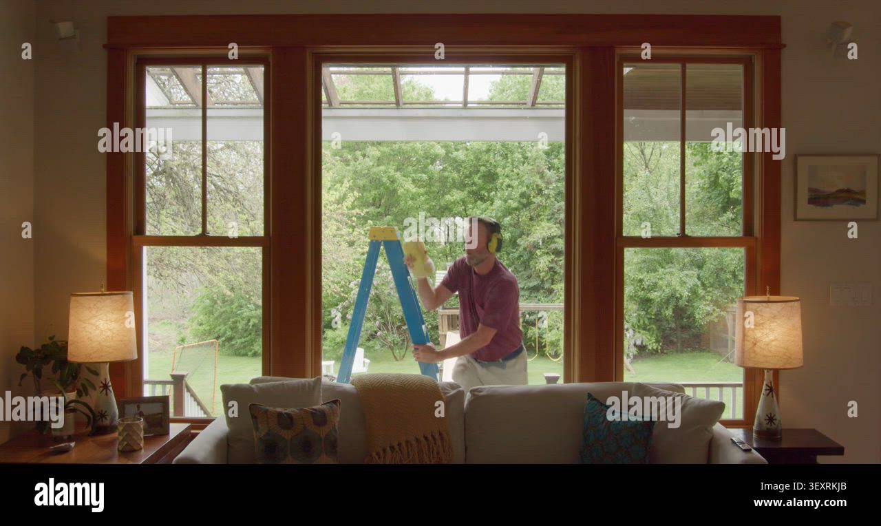 Spring Window Clean house sponge Stock Video Footage - Alamy