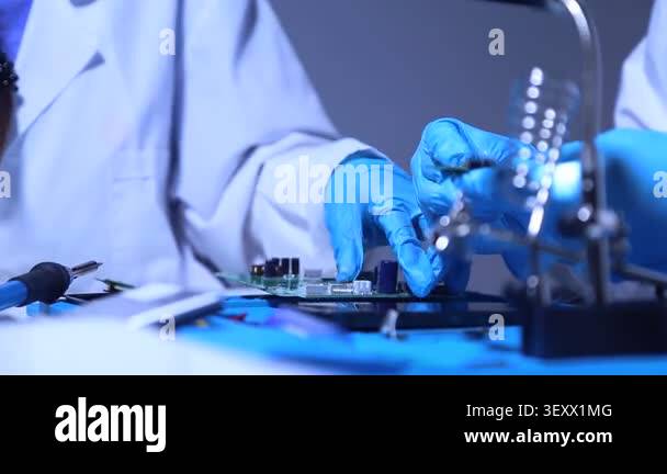 the medical doctor makes the vaccine in the lab Stock Video Footage - Alamy