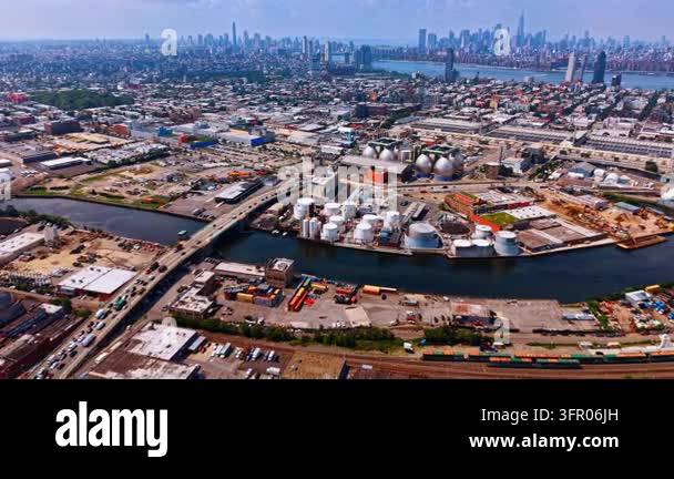 Scenery of Brooklyn and Queens in New York City crossed by Newton Creek ...