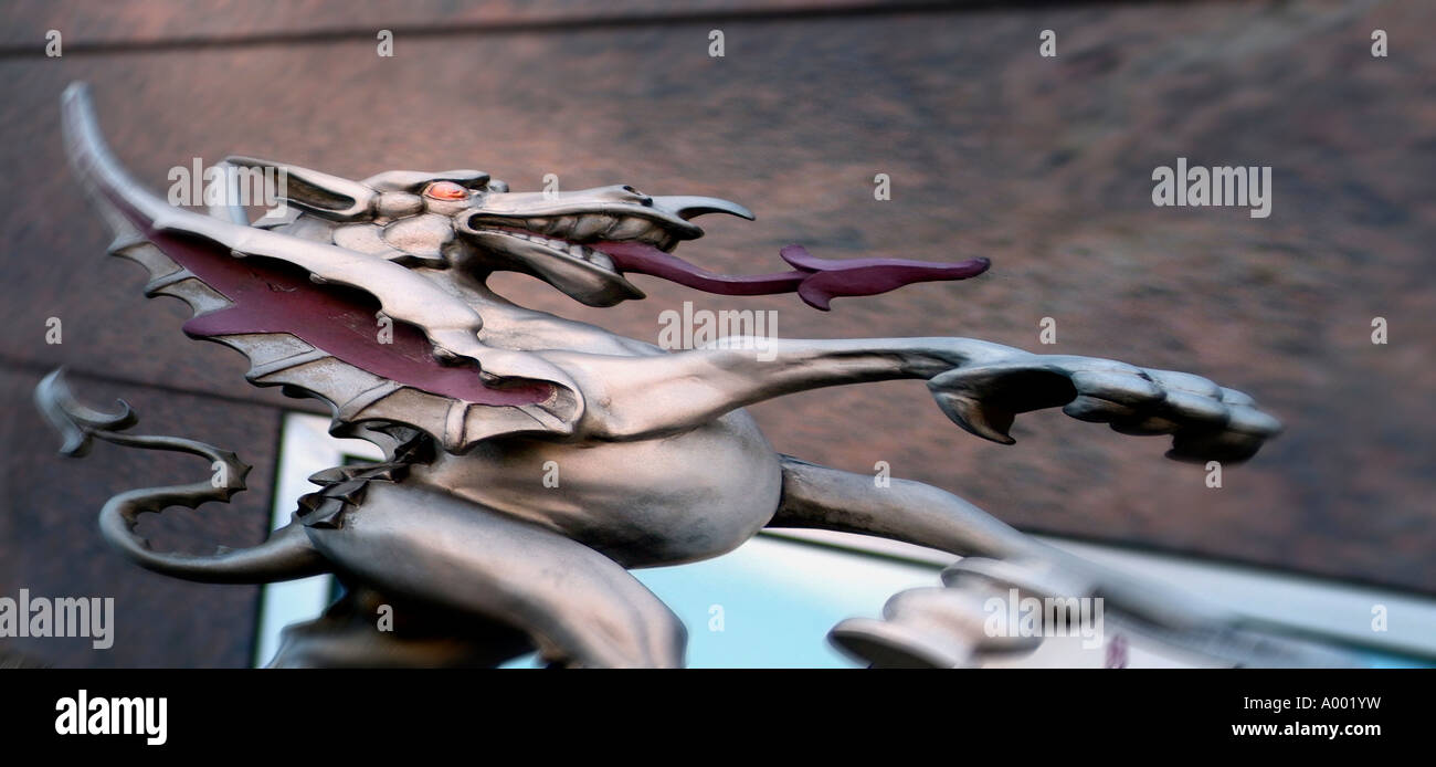 Dragon menacing hi-res stock photography and images - Alamy
