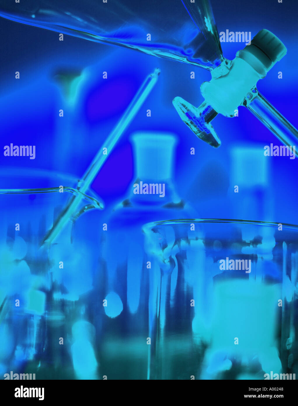 Chemical laboratory equipment flasks hi-res stock photography and ...