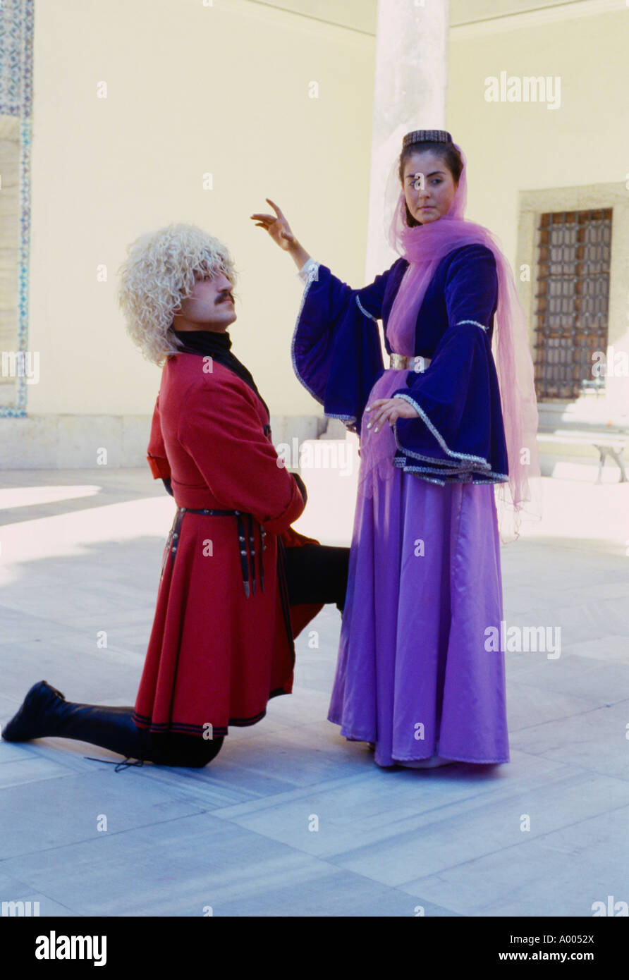 Istanbul Turkey Topkapi - Courtyard Folk Dancers Stock Photo - Alamy
