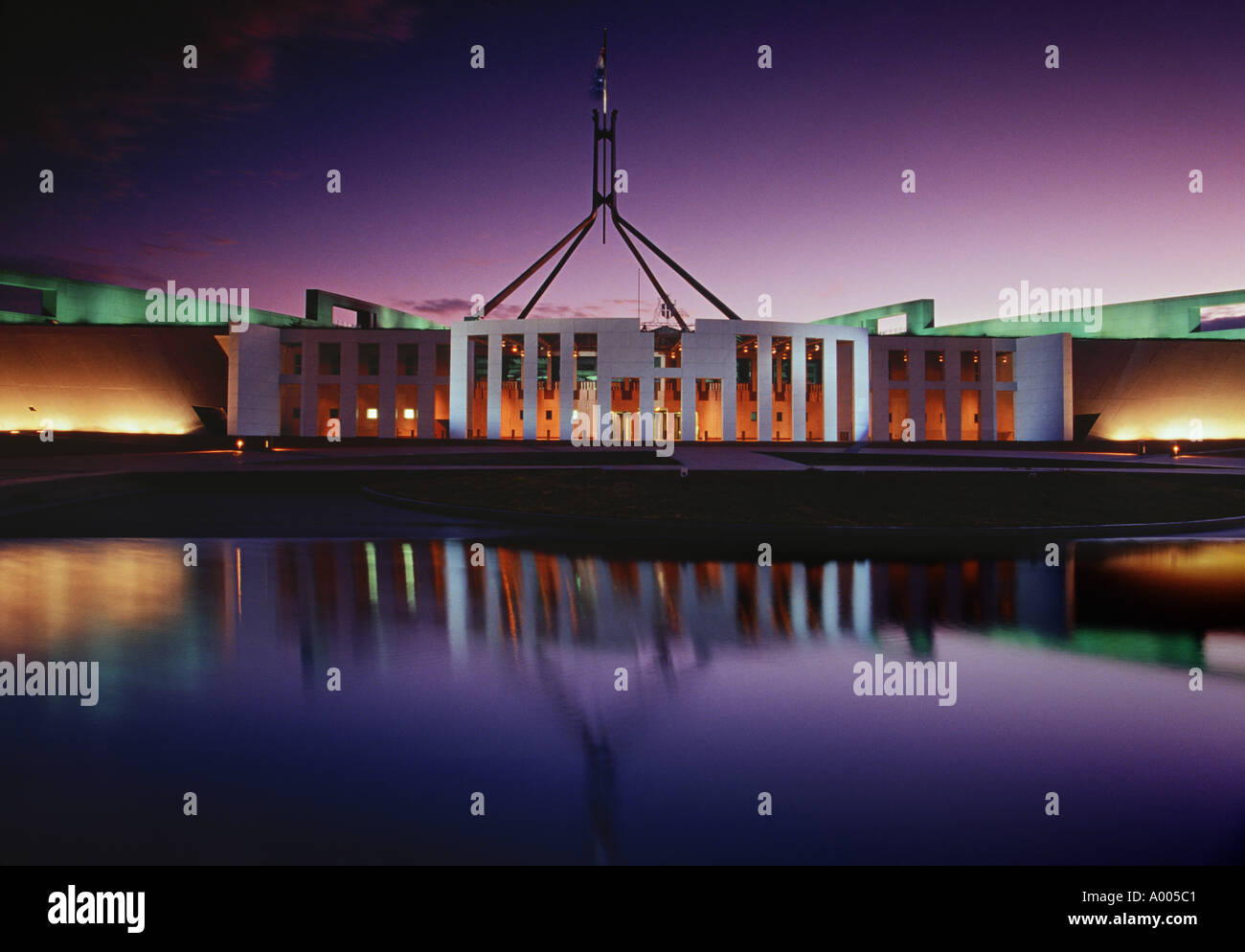 Parliament house canberra sunset hi-res stock photography and images ...