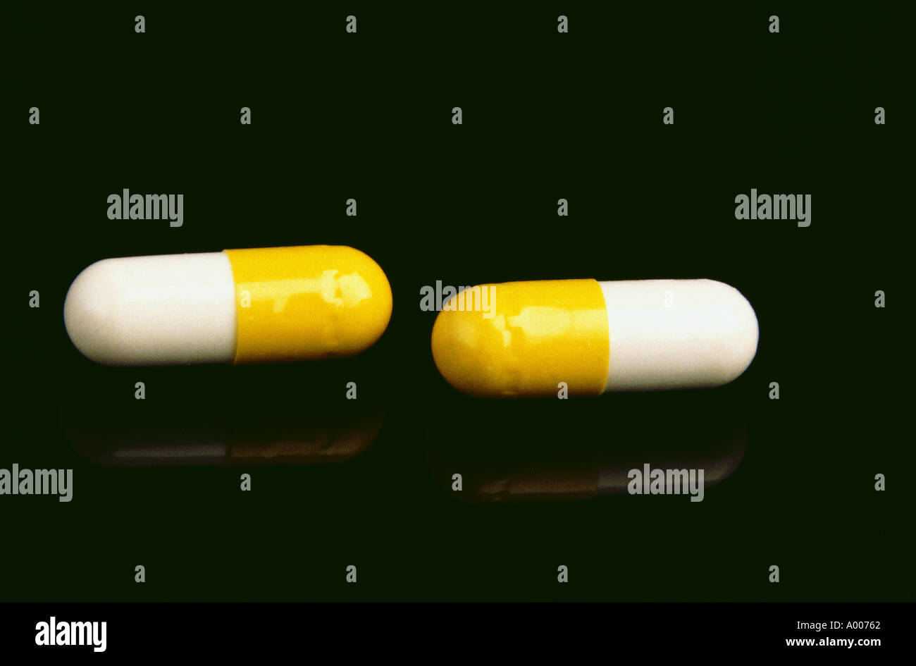 tablets pills medicine pharmacology drugs Stock Photo - Alamy
