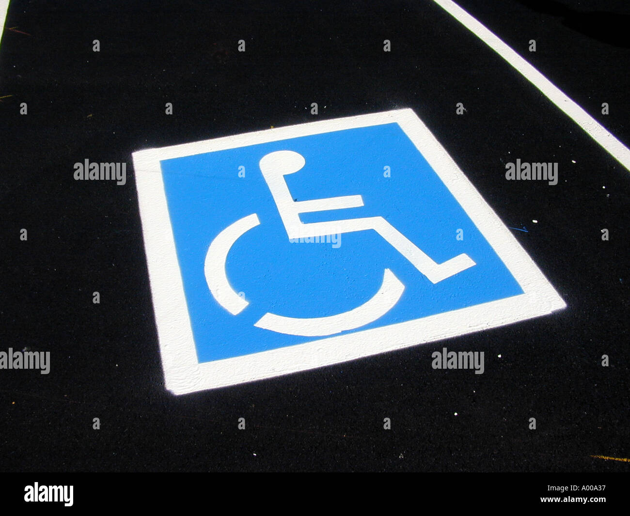 Handicapped parking slot Stock Photo - Alamy