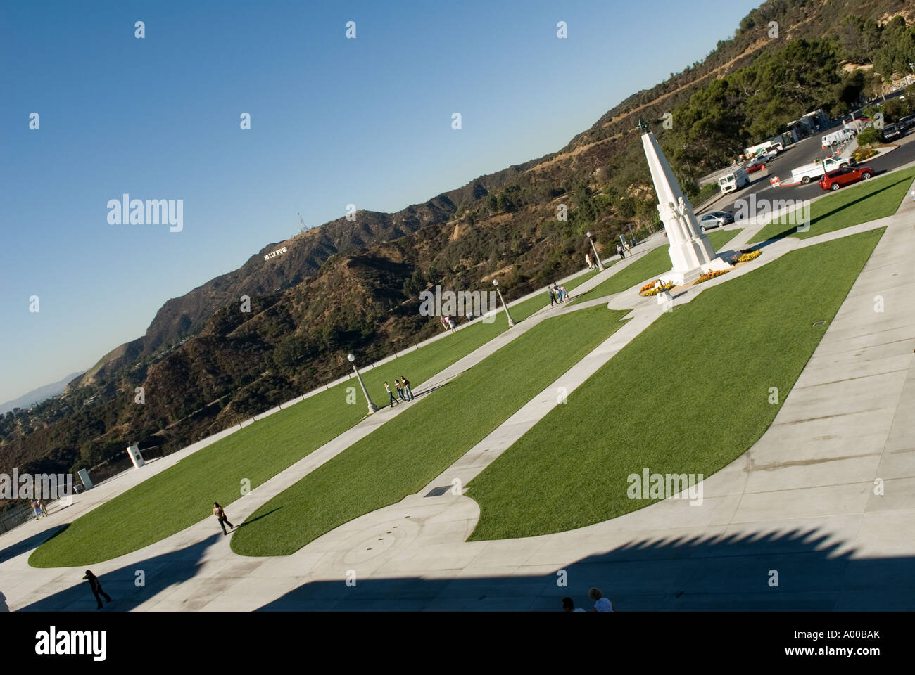 Griffith Park Observatory main lawn area. The Hollywood sign in the ...