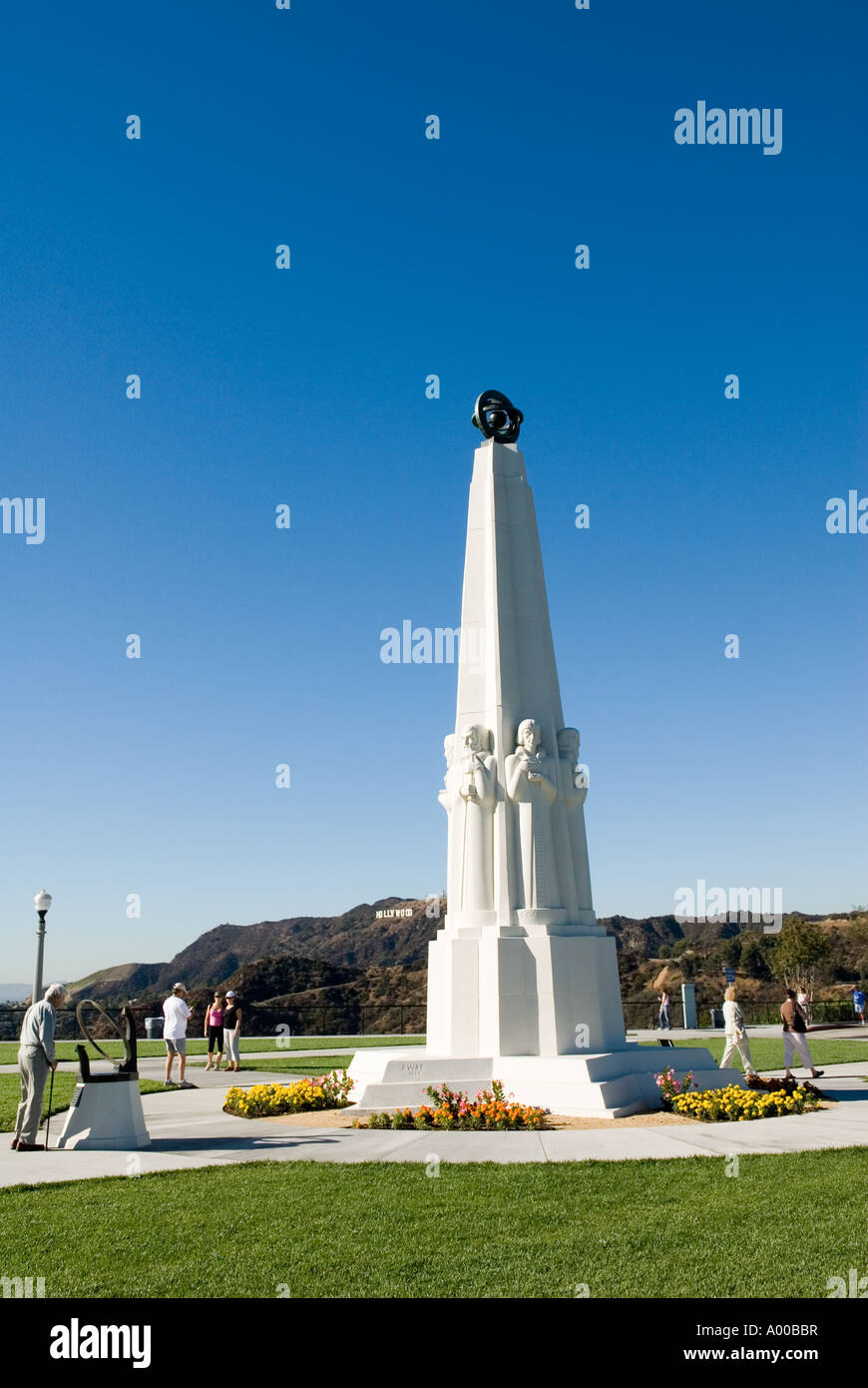 Griffith Park Observatory main lawn area. The Hollywood sign in the ...