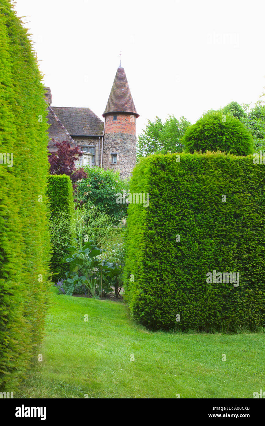 Little Malvern Court Malvern Worcs UK Alex Berrington Formal Yew ...