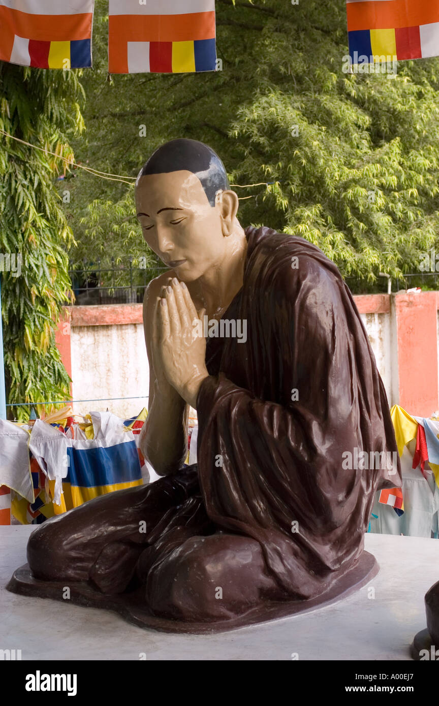 Statues showing Buddha disciple hearing first Buddha teachings in ...