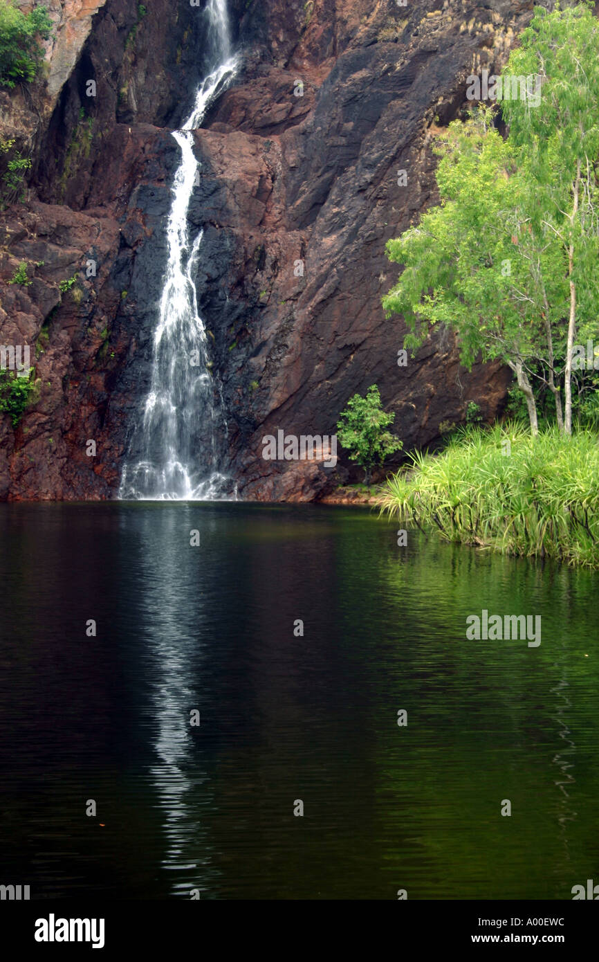 Waterfall into Lake Stock Photo - Alamy